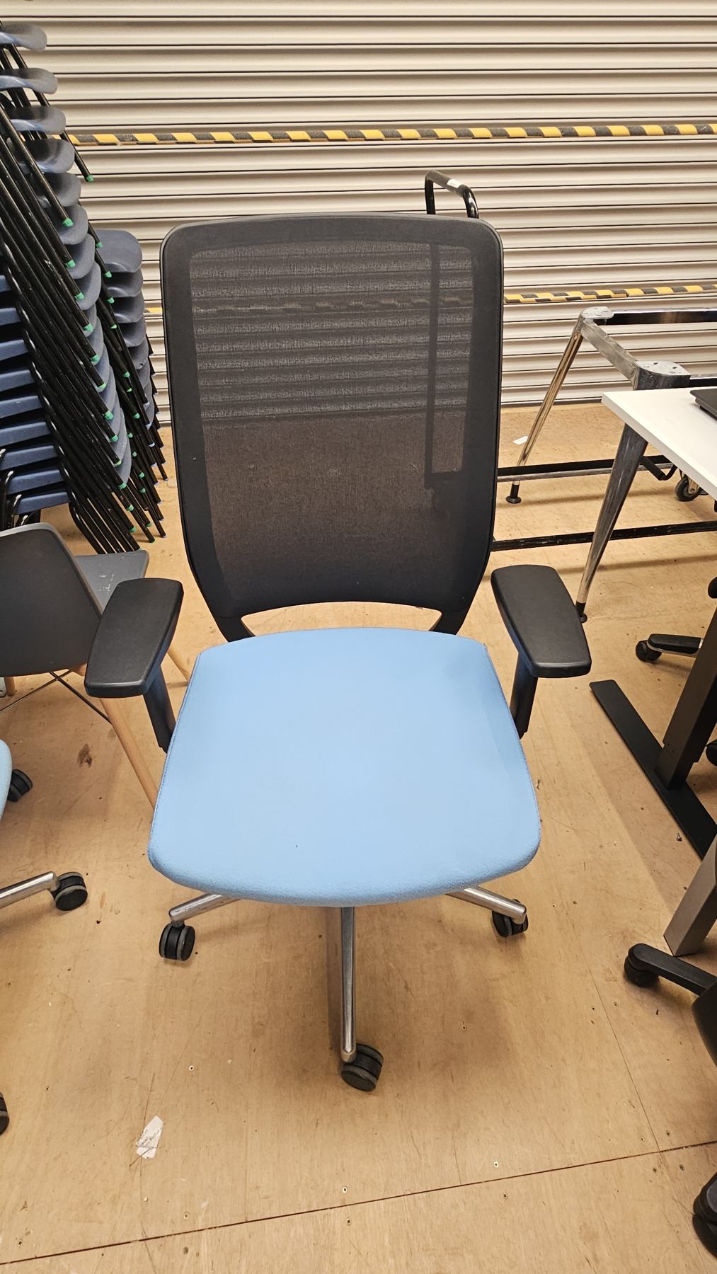 Verco mesh back swivel chair - Cornwall Office Furniture